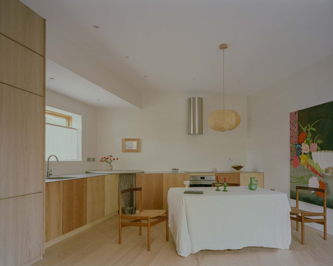 NIKJOO completes ‘playful’ curved infill scheme in north London