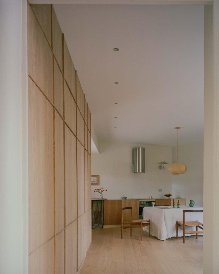 NIKJOO completes ‘playful’ curved infill scheme in north London