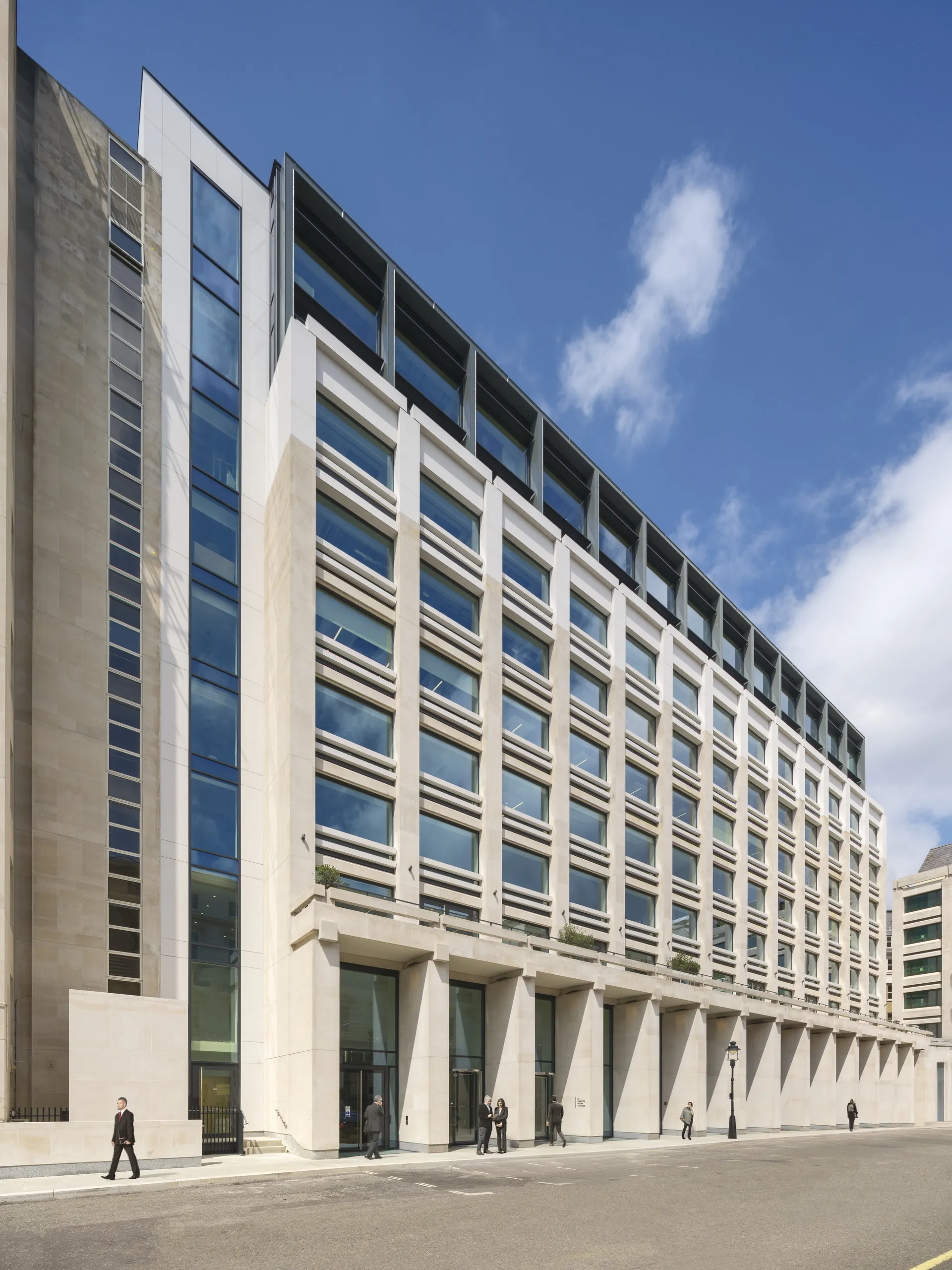 RSHP retrofits 1970s office building in St James Conservation Area