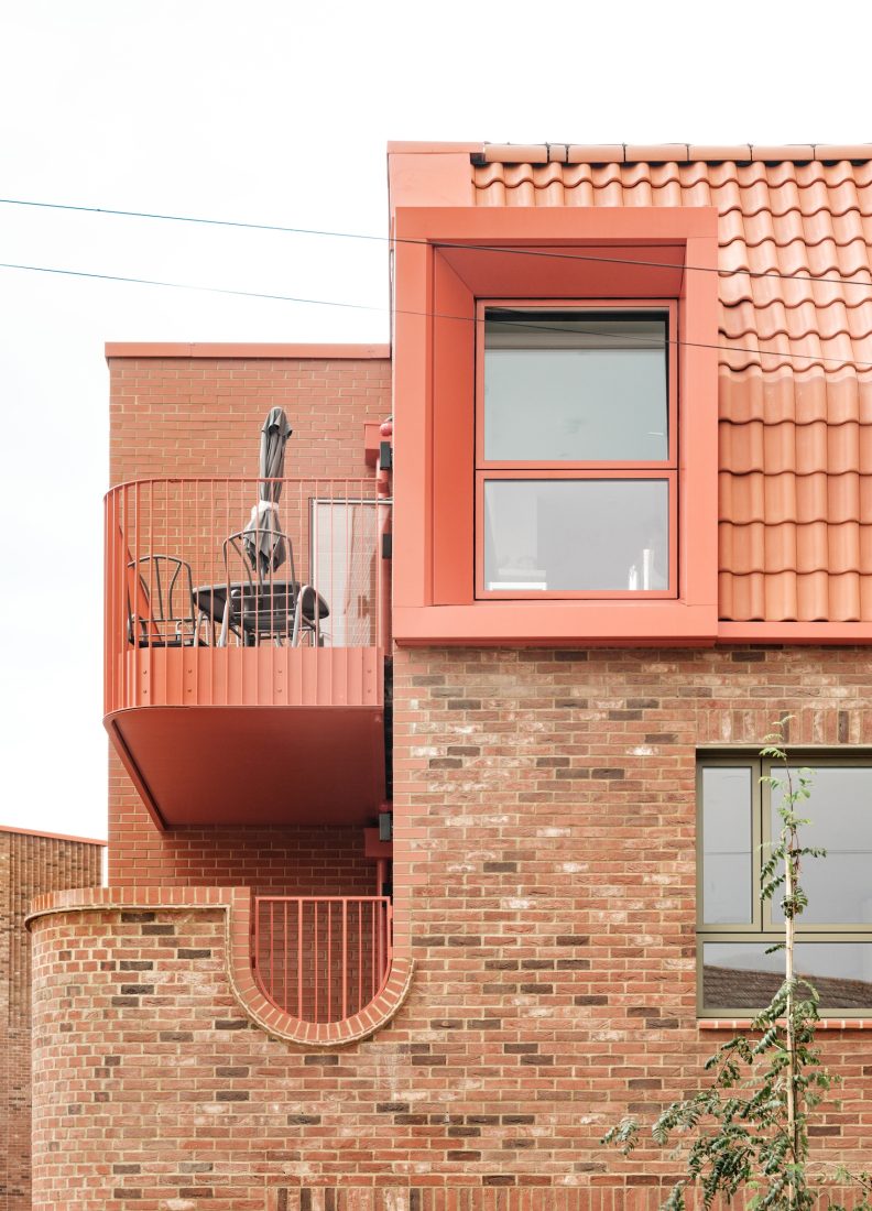 Metropolitan Workshop completes Arts and Crafts homes on 1920s Lewisham ...
